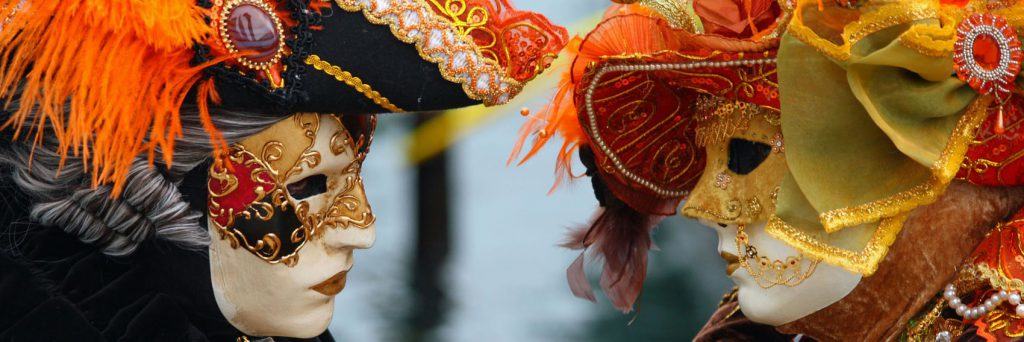 Tutorials ★ How to create a clipping mask in InDesign by Adobe ★ Boris ...